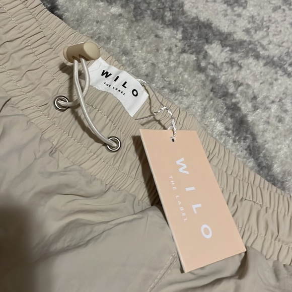 Wilo The Label | Pants & Jumpsuits | Nwt Wilo The Label Parachute Pants ...